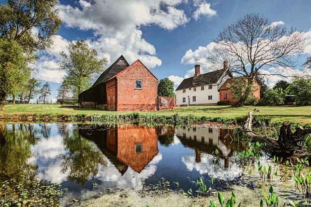 The Brook Farm Residence | Suffolk | Family Vacation Rental